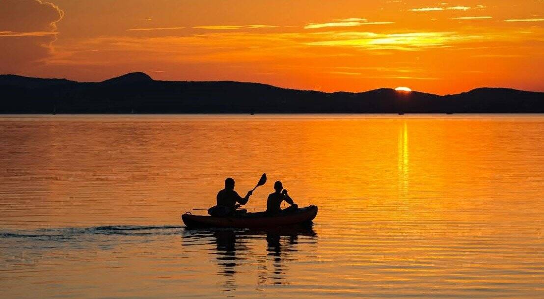 Canoeing For Beginners: A Complete Guide • 2025